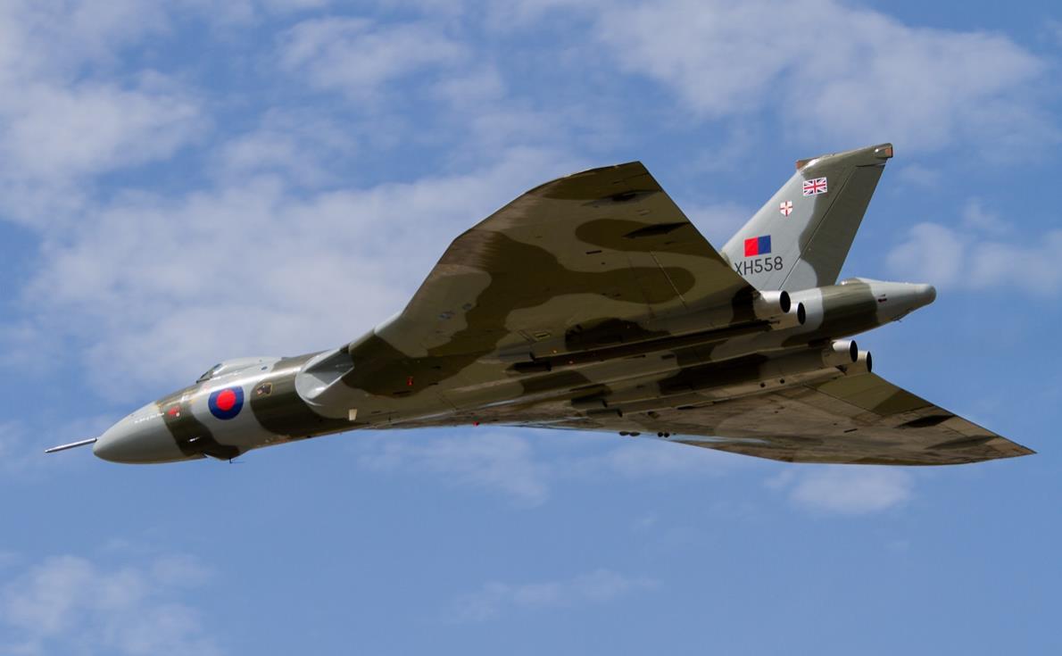 The British Vulcan bomber, the performance is very outstanding, but it ...