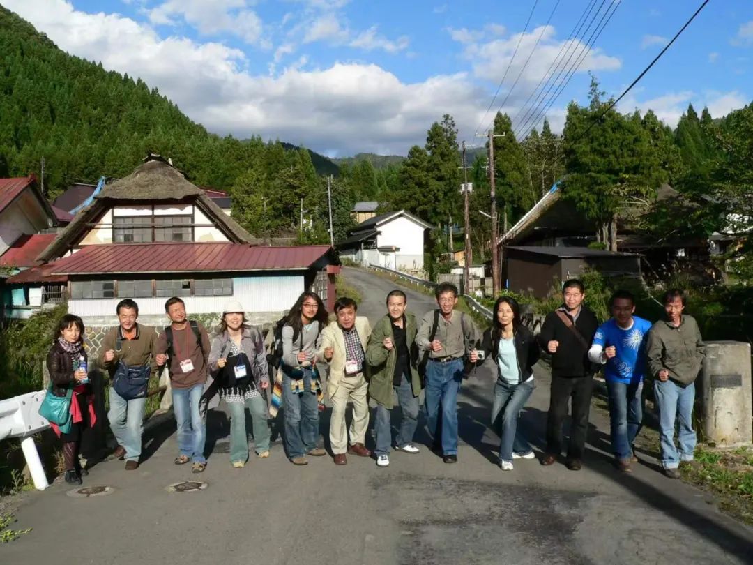 Feng Yan: In the past 30 years of making documentaries, my camera has ...