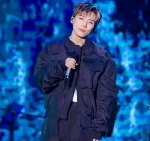 Zheng Runze's love affair was exposed, and fans laughed and said ...