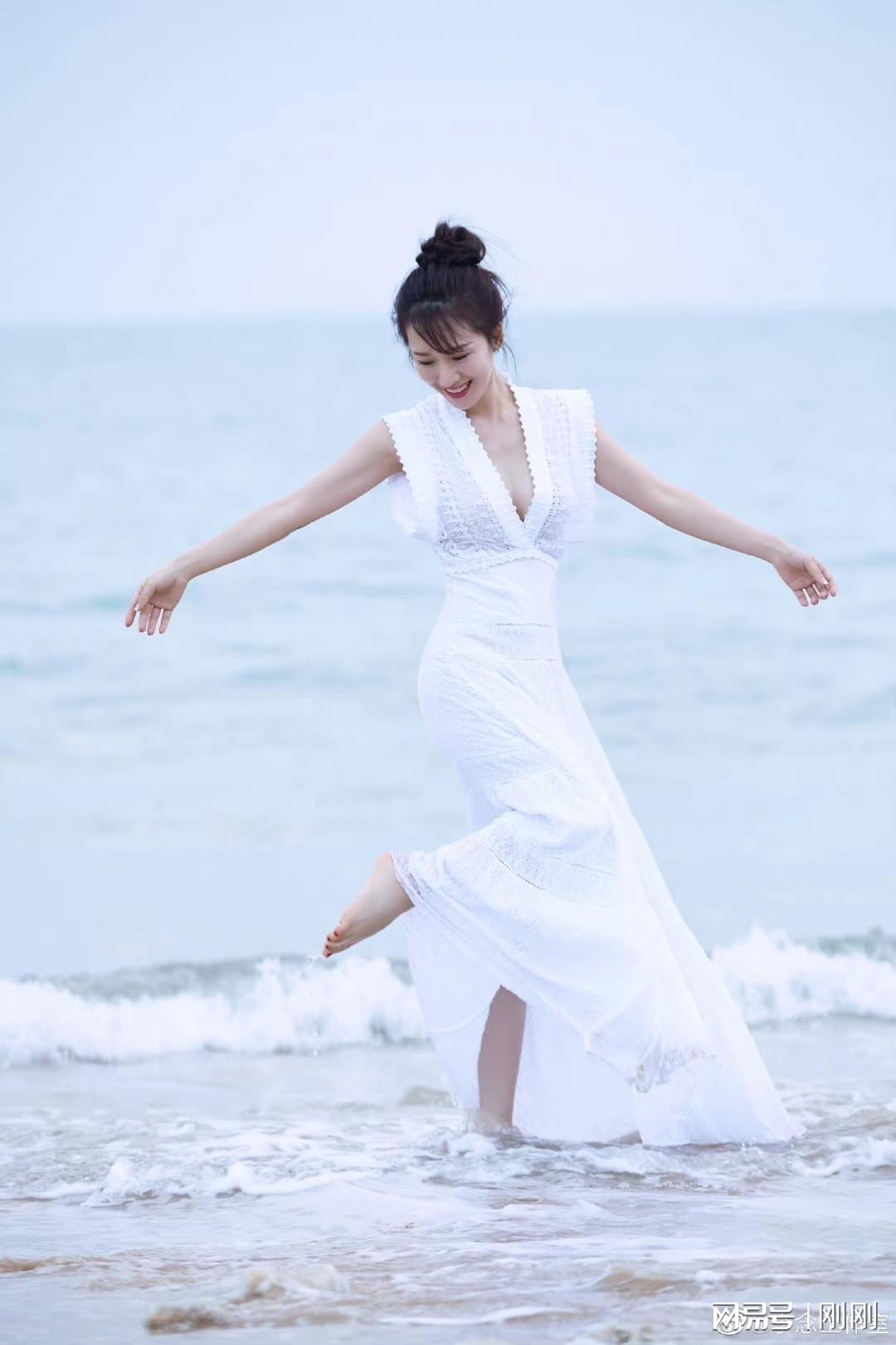 Li Nian, charming and charming - iMedia