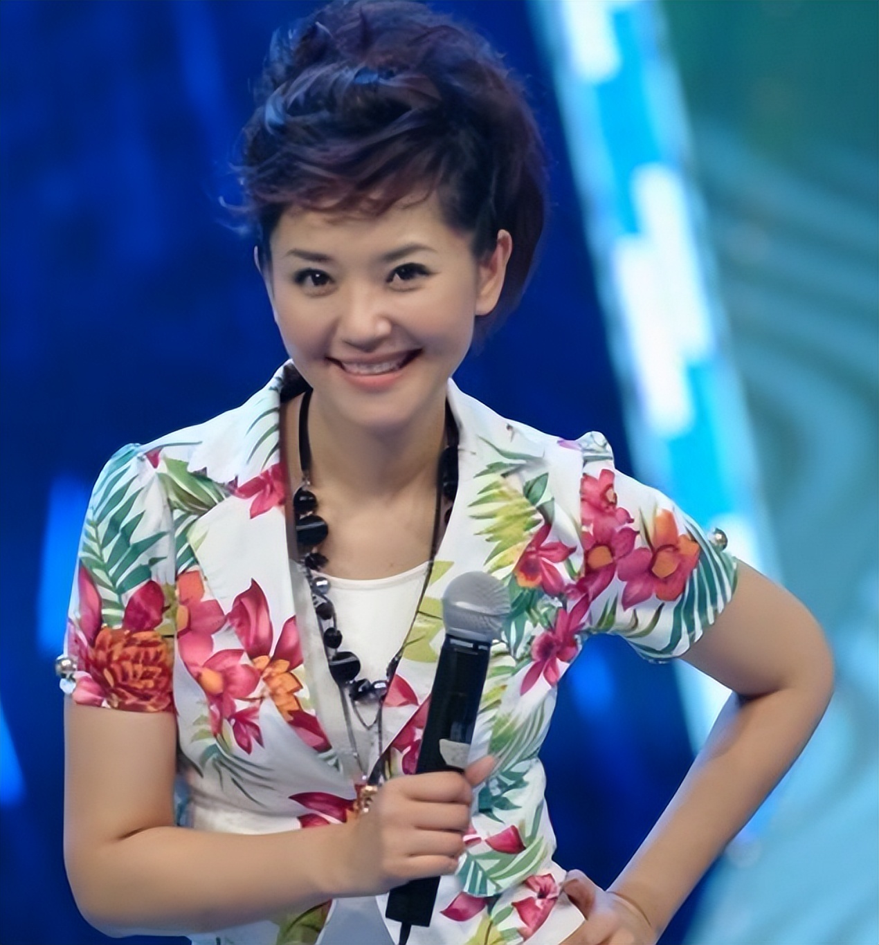 It turned out that "Fang Qiong" was just a stage name. After seeing her ...