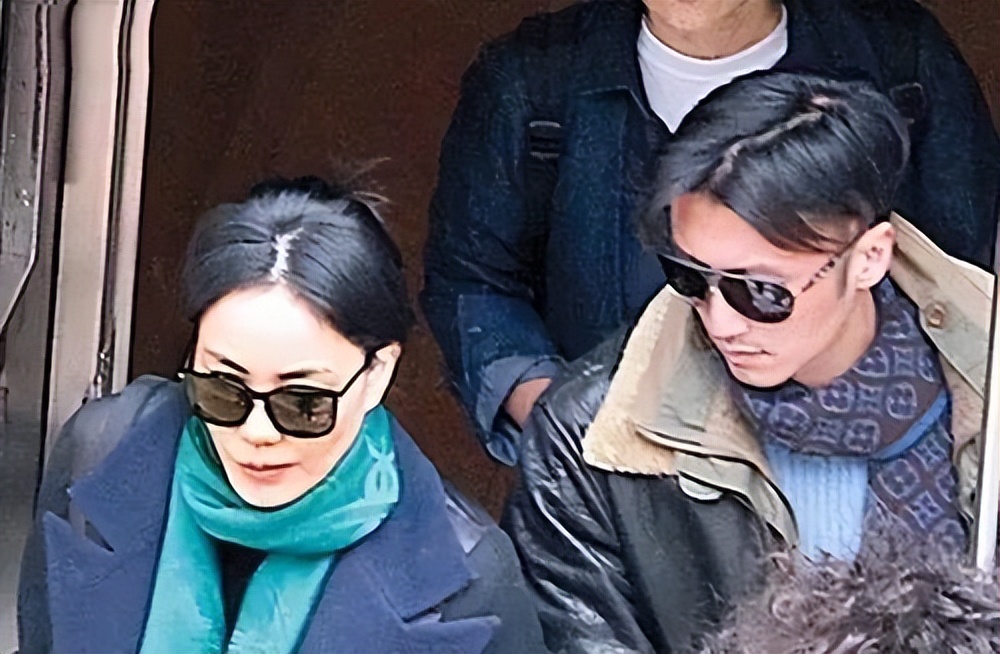Li Yan met Nicholas Tse at home! Pay attention to what she calls it ...