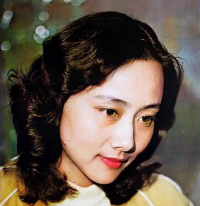 Acting Family: An Inspiring Legend of Actor Husband, Director Son, and ...