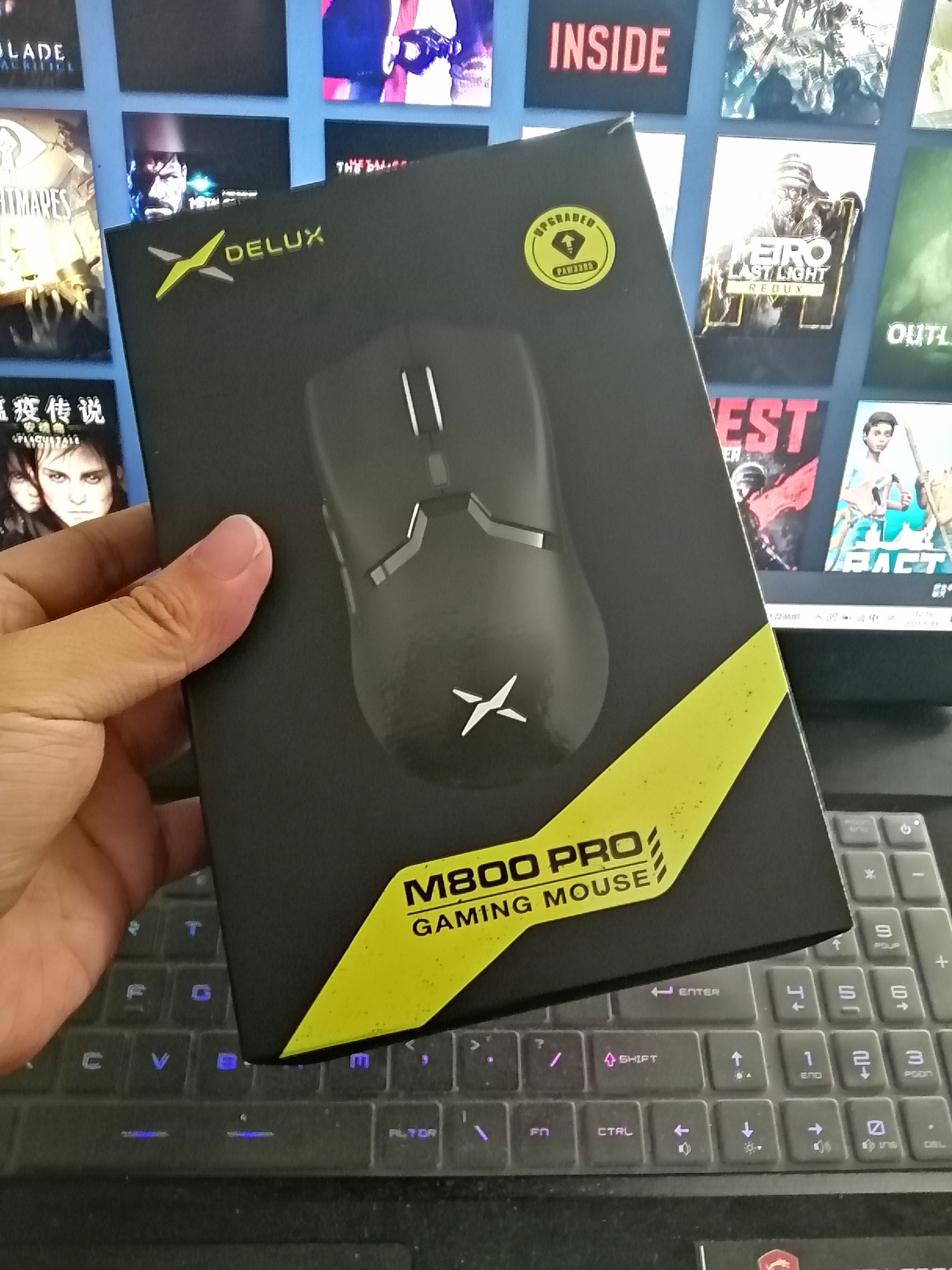 Small aircraft carrier evaluation: colorful M800PRO, another domestic scroll king gaming mouse ...