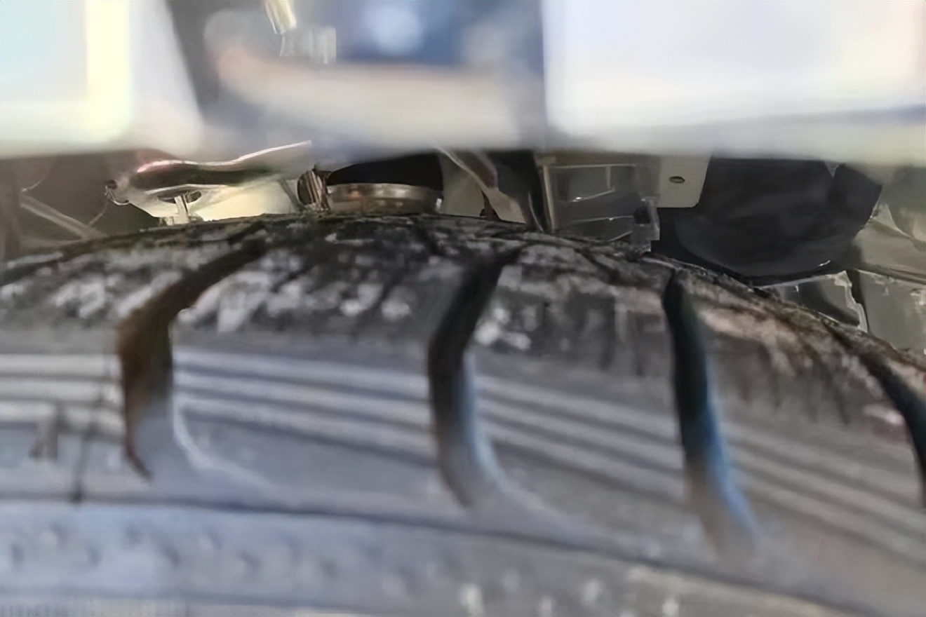 The sword refers to the ideal L9?Wenjie M9 spy photos exposed, or will be released in the second ...