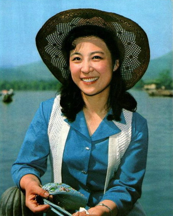 Wang Fuli and her husband Wang Qun have been in love with each other ...