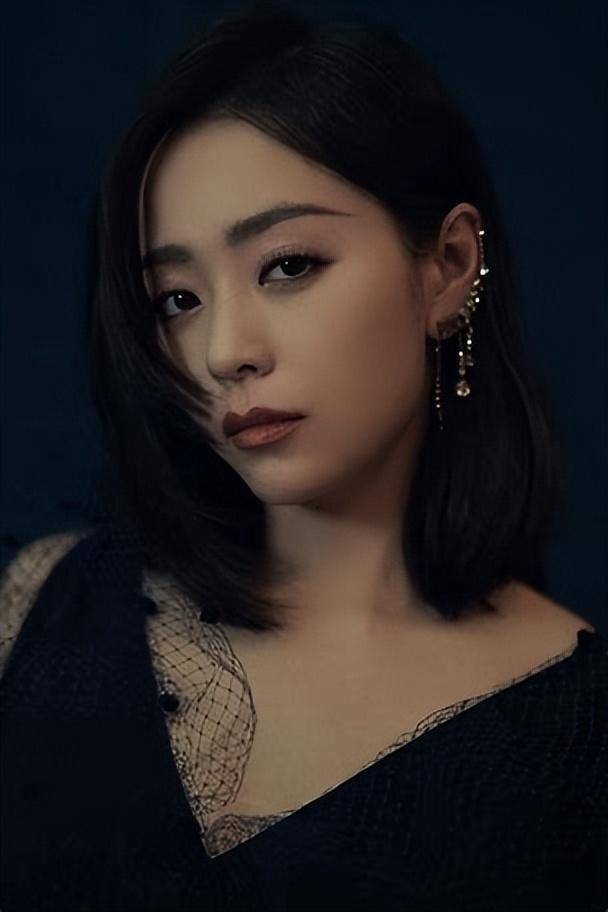 Jane Zhang: Startling at every step! - iMedia