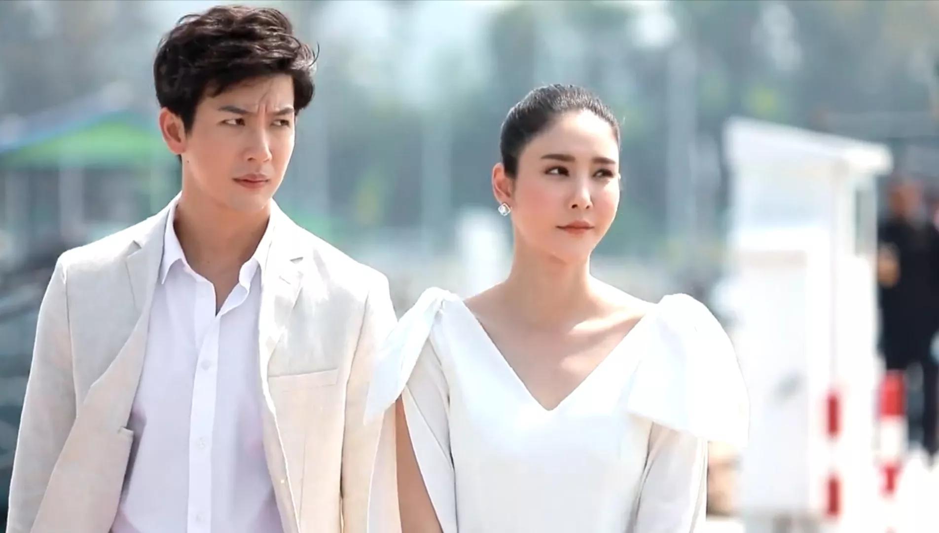 The Thai drama "Blowing Leaves", the aunt played Tangmo, accidentally ...