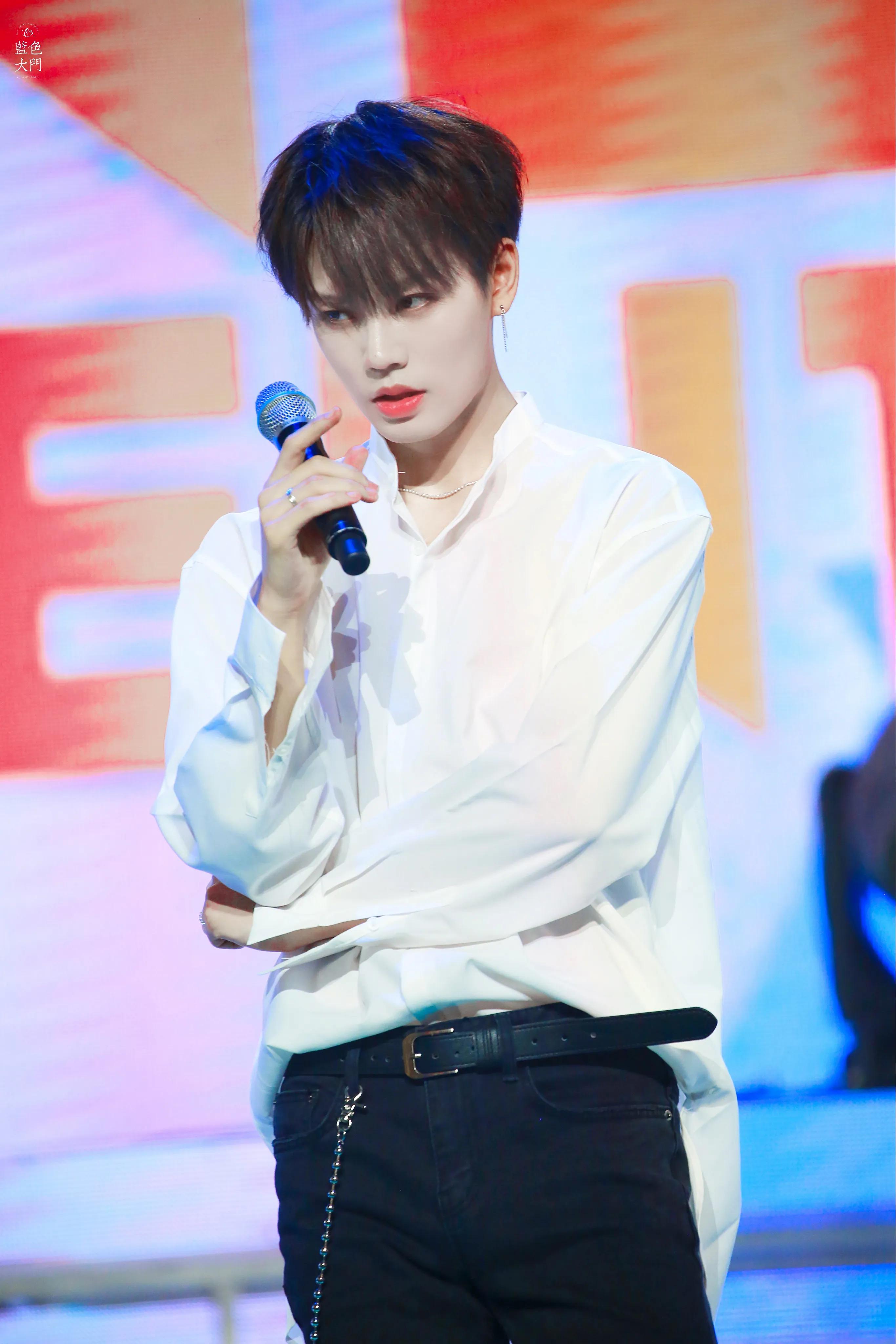 Lin Yanjun tour - iMedia