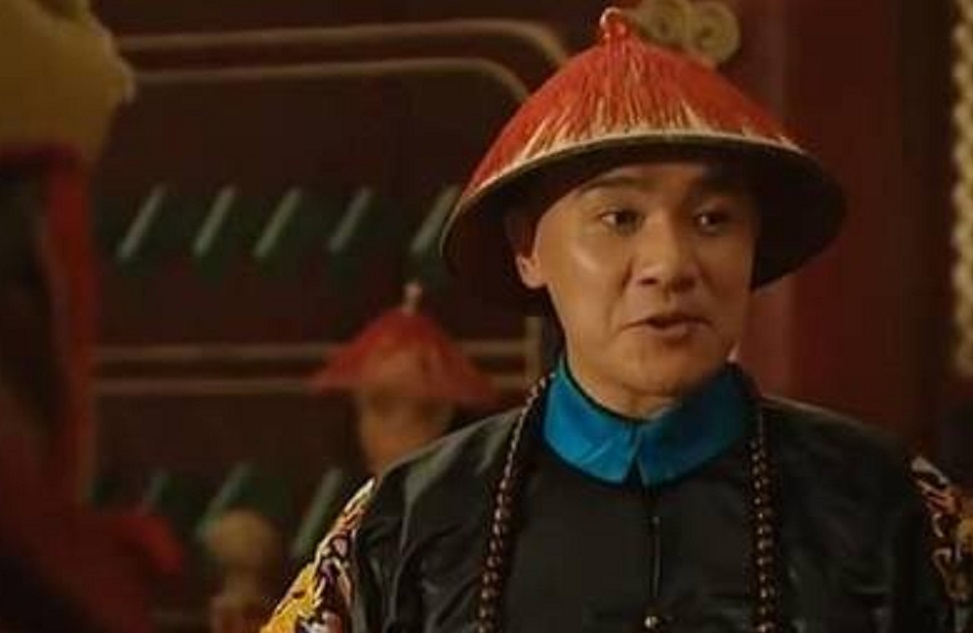The old fox in "Yongzheng Dynasty" gave two hints on the night of ...