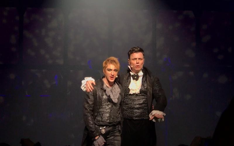 Emo and singing styles in the French musical "Rock Mozart" - iMedia