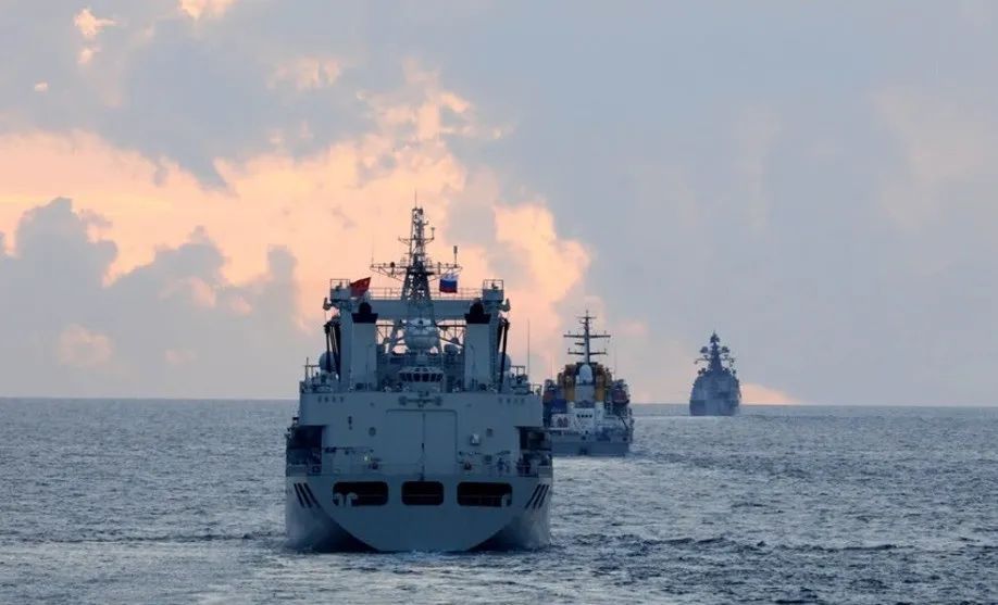 The People's Liberation Army also had a showdown. The fighter planes ...