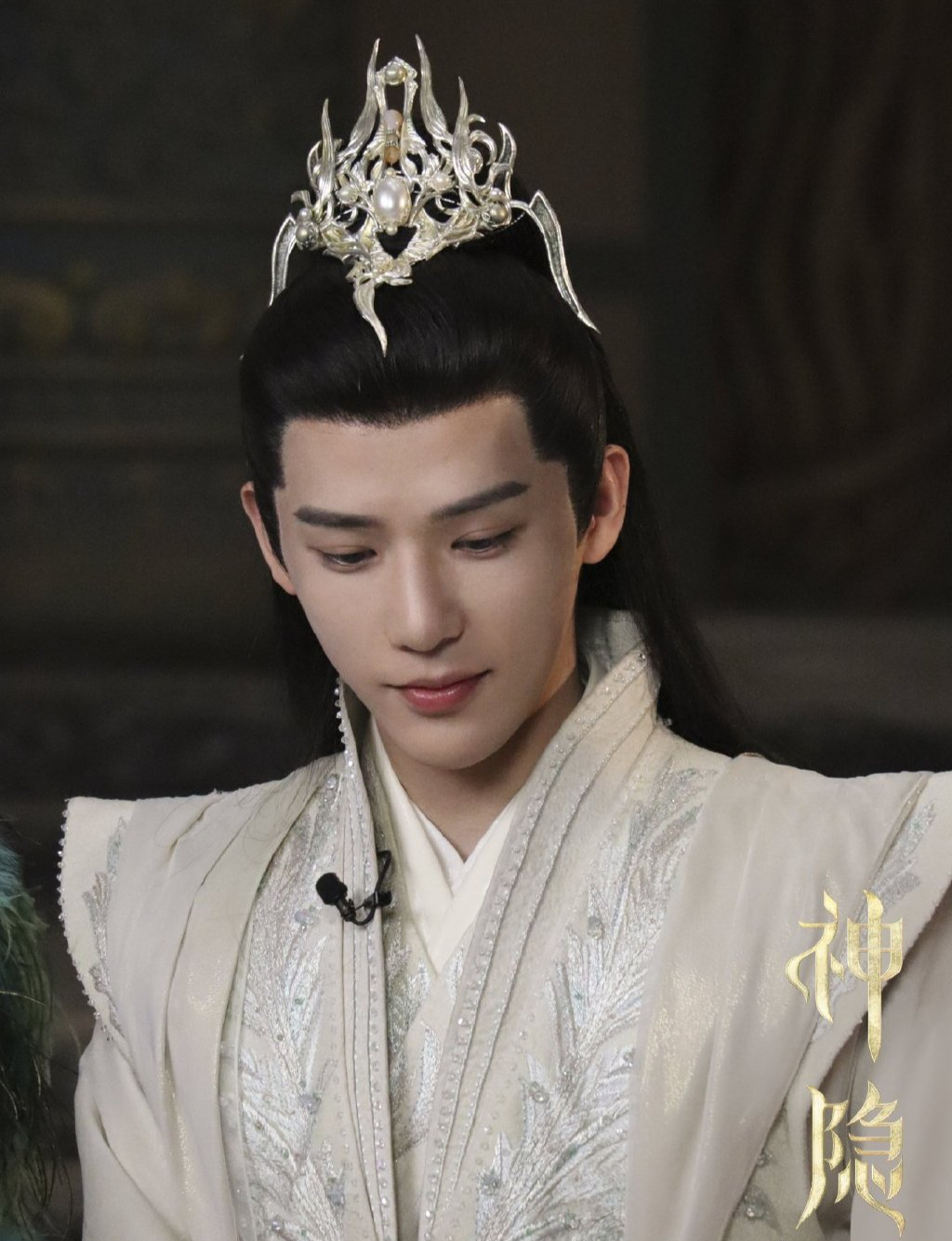 Shenyin: Zhao Lusi plays two roles alone, from Shui Ning Beast to Feng ...