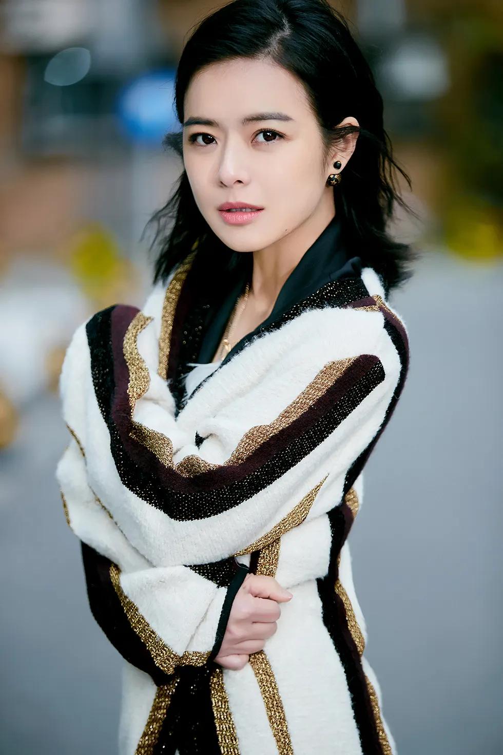 Host Chen Chen: married singer Yu Di who was 2 years younger, had a son ...