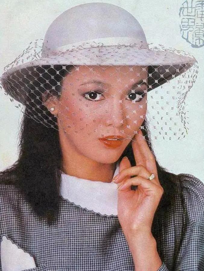 Zheng Yuling: Two long-distance love runs took her 26 years, but she ...