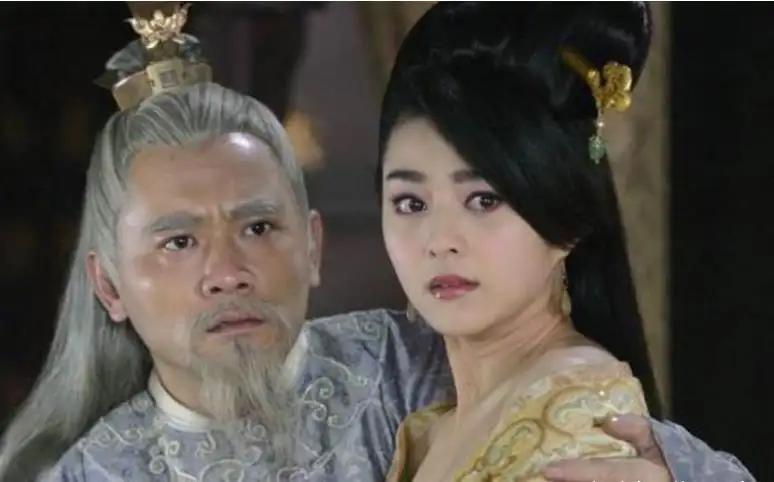 After Ma Weiyi bestowed the death of Concubine Yang Gui, the prince and ...