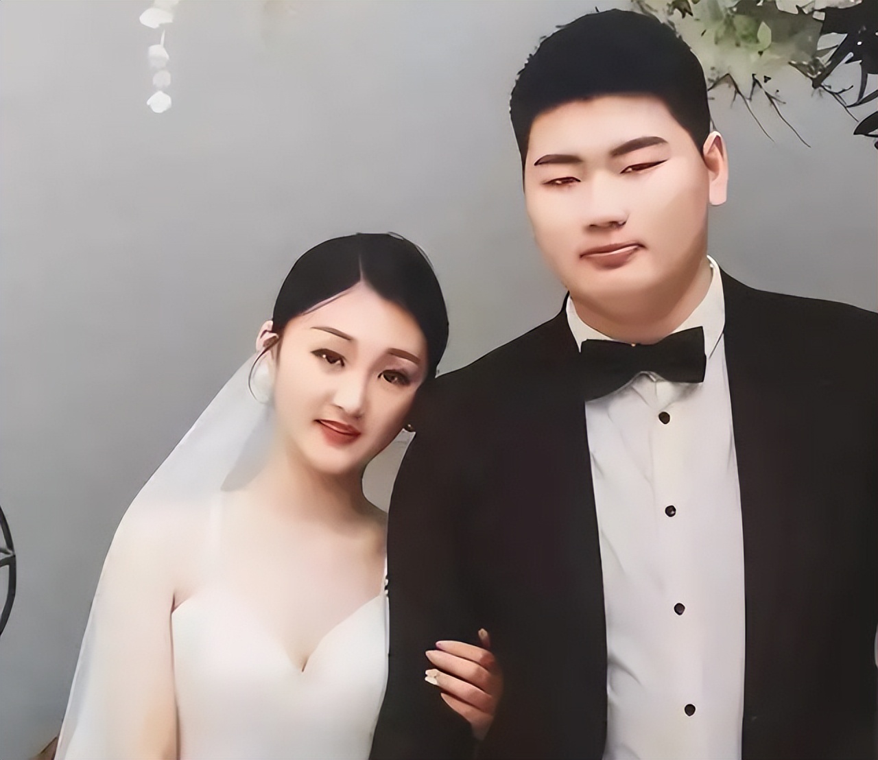 The wedding photos of Zhu Xiaowei and Chen Meng were exposed, and the ...