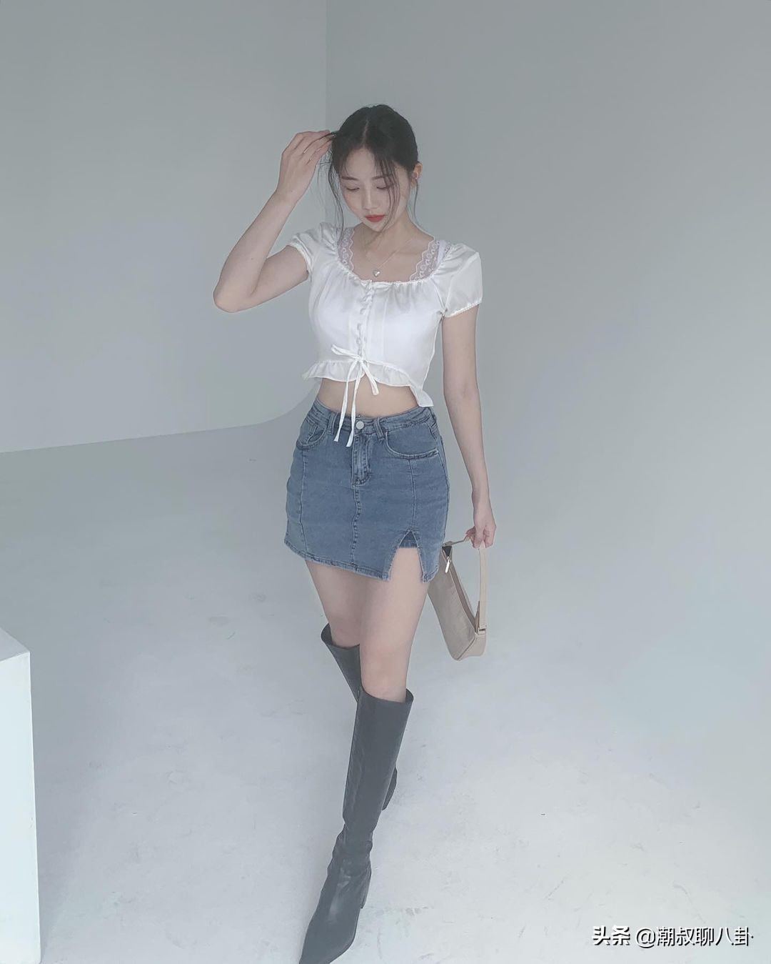 A day off for a part-time model - iNEWS