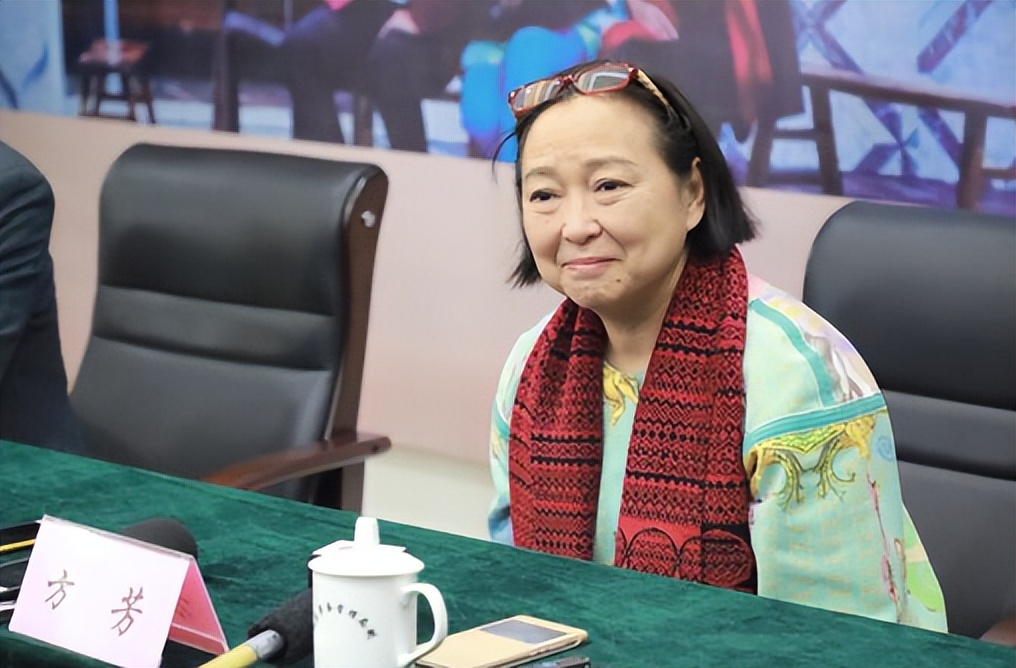 Famous actress Fang Fang: She can speak well, has outstanding acting ...