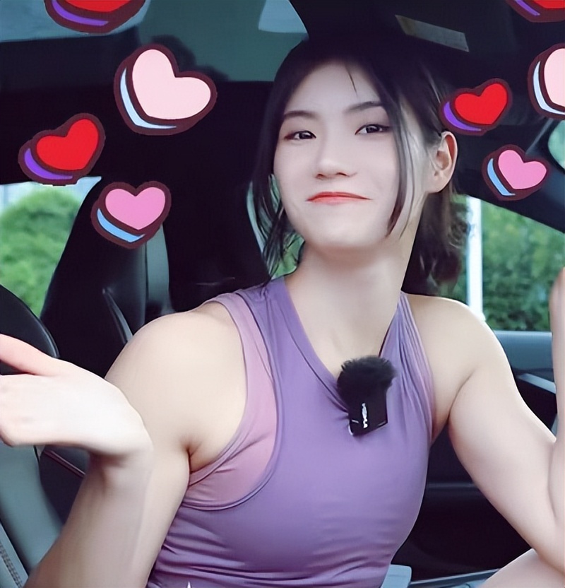 Track and field goddess Xia Sining boldly shows off her beautiful back ...