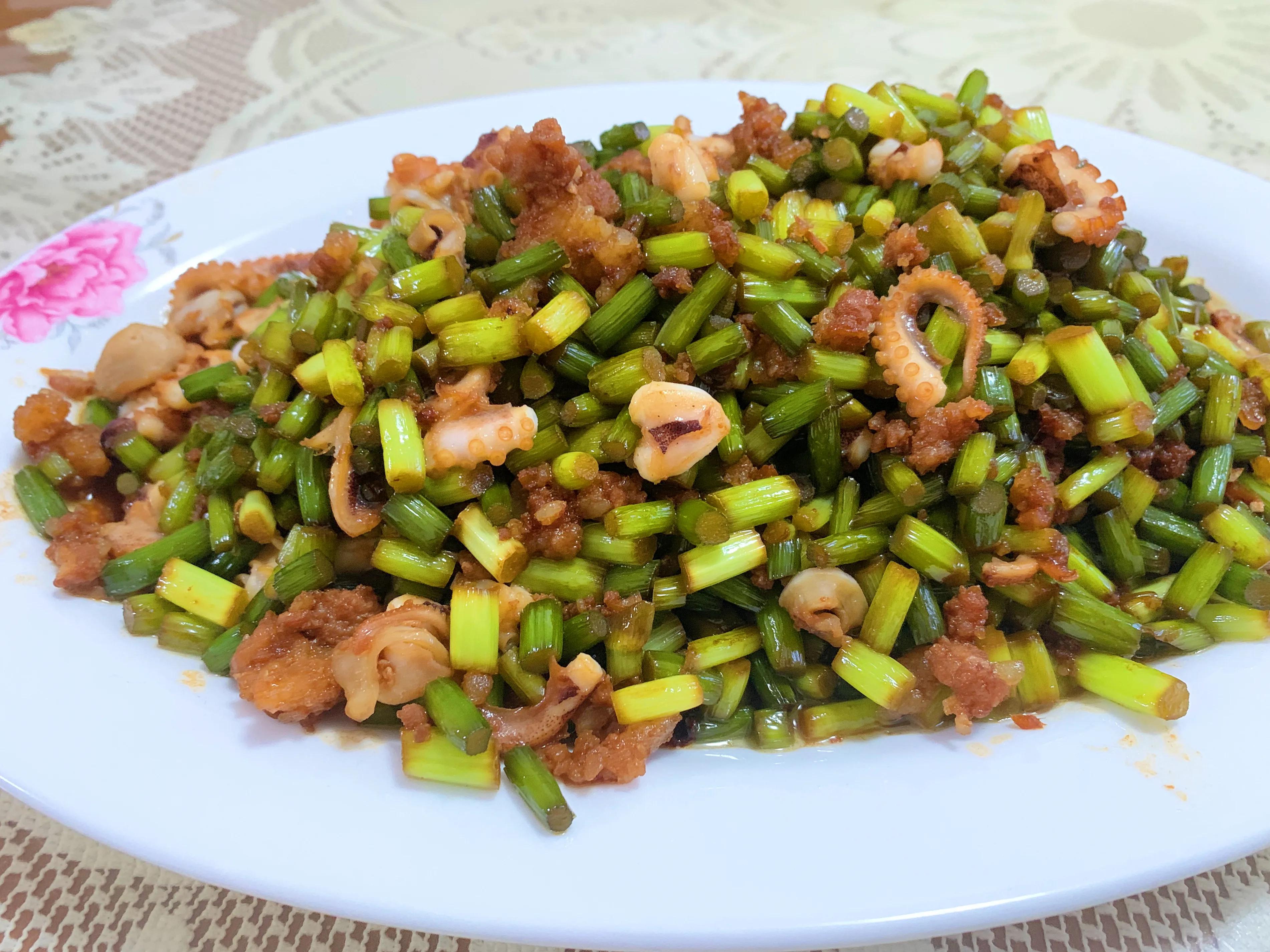 [Four Vegetables and One Soup] Pork Belly with Roasted Chicken Feet ...