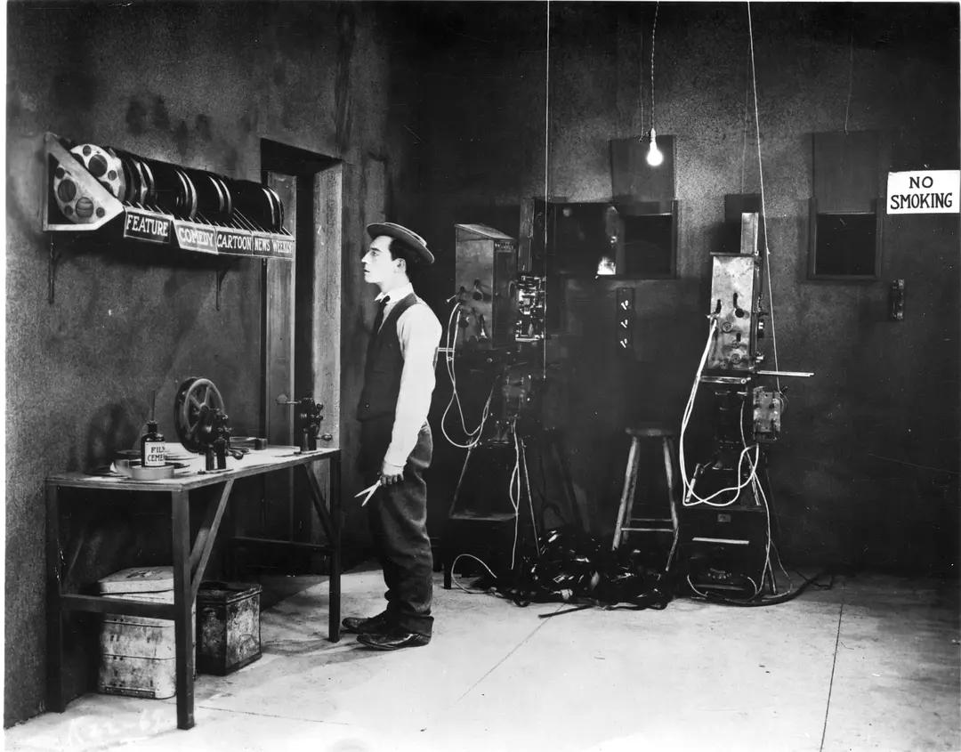 Classic black and white comedy! "Sherlock Holmes II": Life attitude and ...