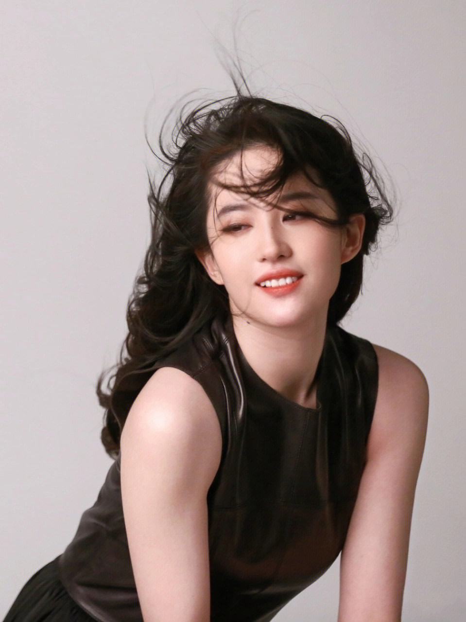 The 4 most "clean" female stars, without plastic surgery, have not been ...