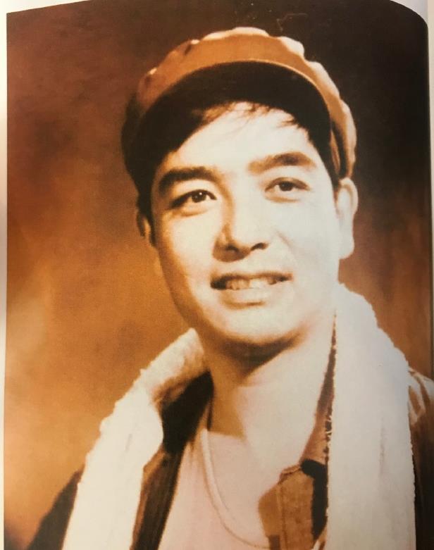 Another old actor from Beijing Film Studio passed away. He was handsome ...