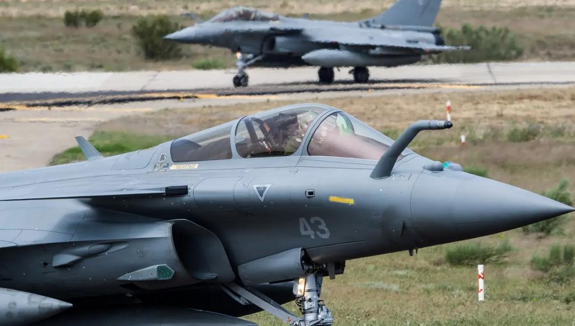 Want to intervene in the Taiwan Strait situation?French fighter jets ...