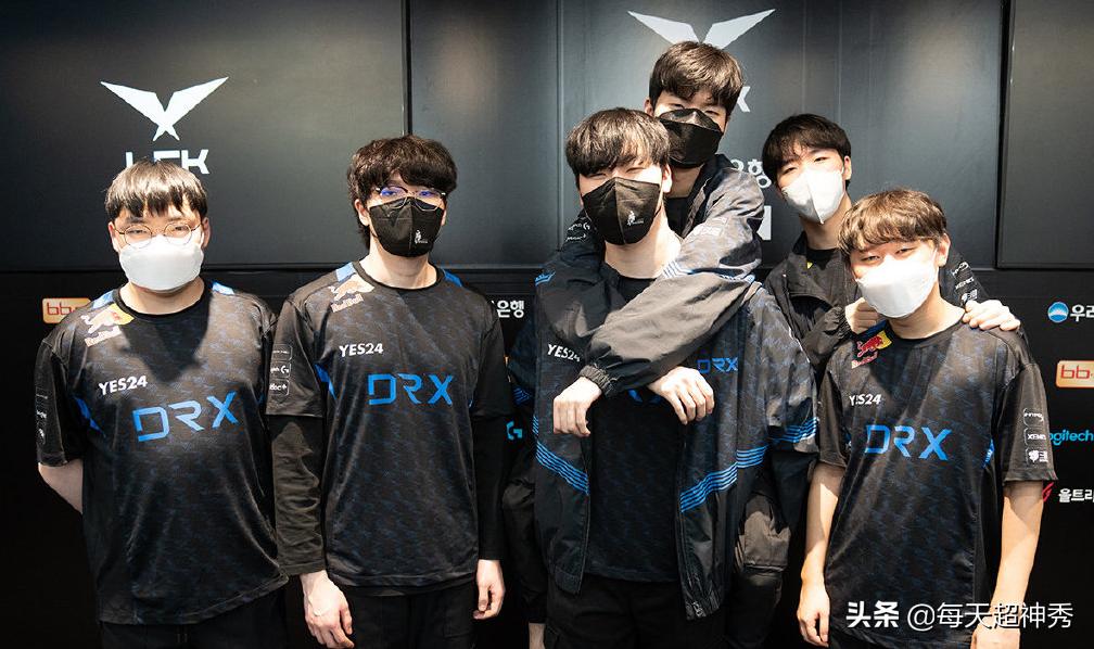 Leading DRX into the playoffs, Deft named Faker, and BeryL has more voice than expected - iNEWS