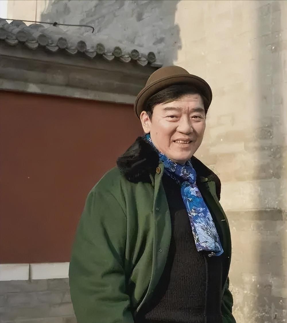 Li Liqun sighed late at night that his son secretly signed him a 2-year ...
