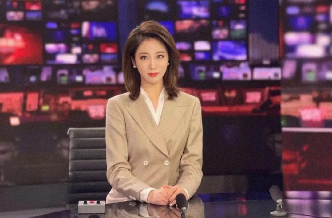 CCTV CCTV4 Chinese international female anchor Yu Luying is from ...