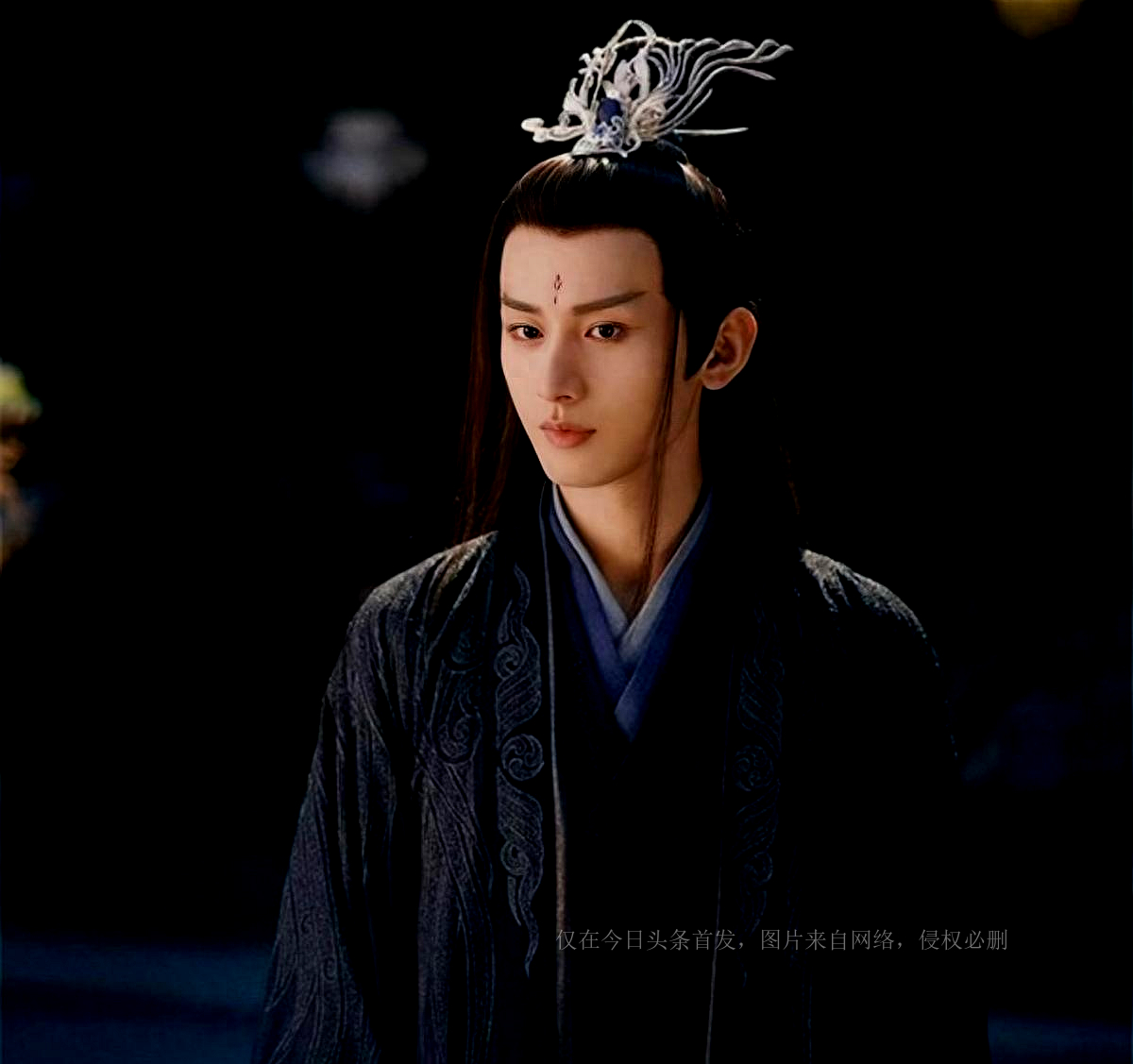 Cheng Yi's injury and the turbulent world in the entertainment industry ...