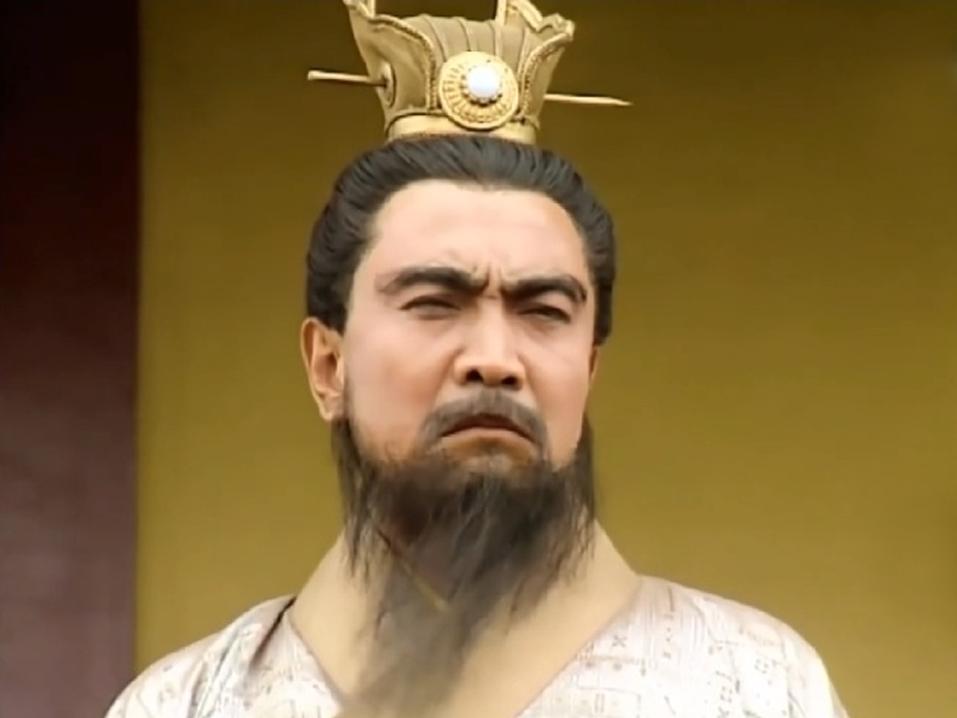 The same is playing "Guan Yu". When Yu Rongguang and Lu Shuming watched ...