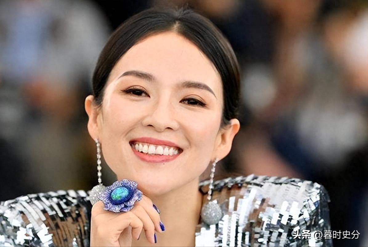 Kneeling and licking five Japanese stars, mouthing the smelly feet of ...