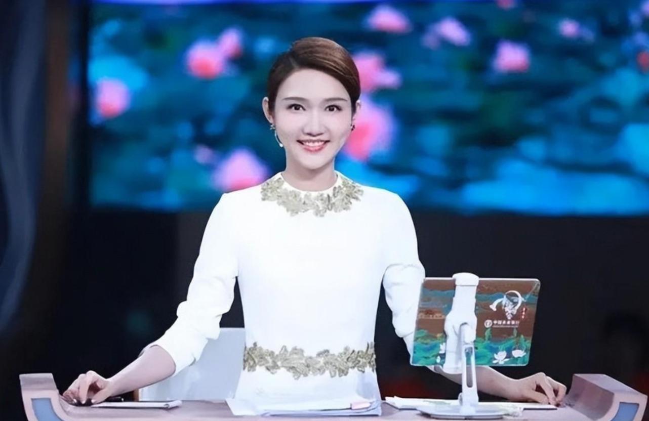 CCTV anchor Long Yang: Self-disclosure is "Moonlight Clan", the reason ...