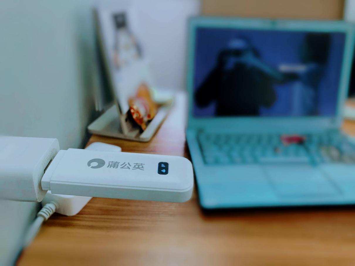 A must-have small item for daily travel and high-traffic Internet access!Less than 100 yuan ...