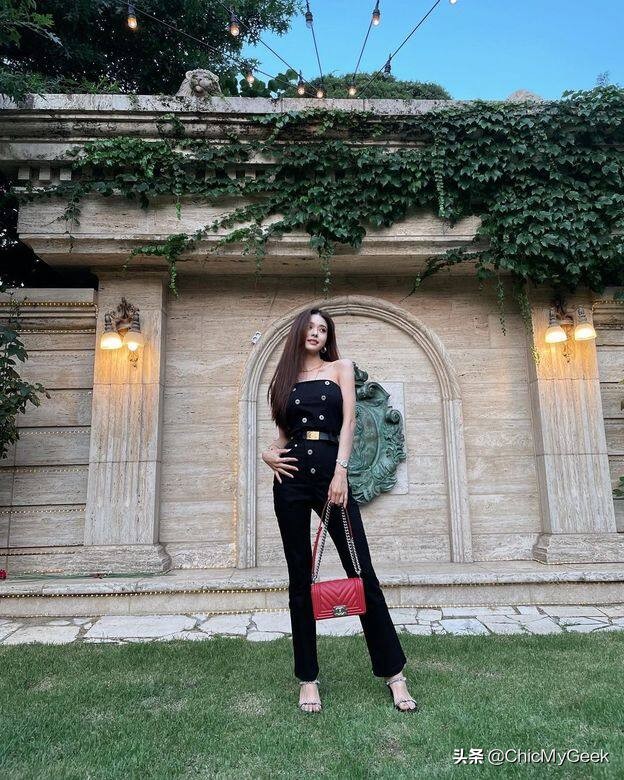 The female members of "Single is Hell" are amazing!Song Jia is stylish ...