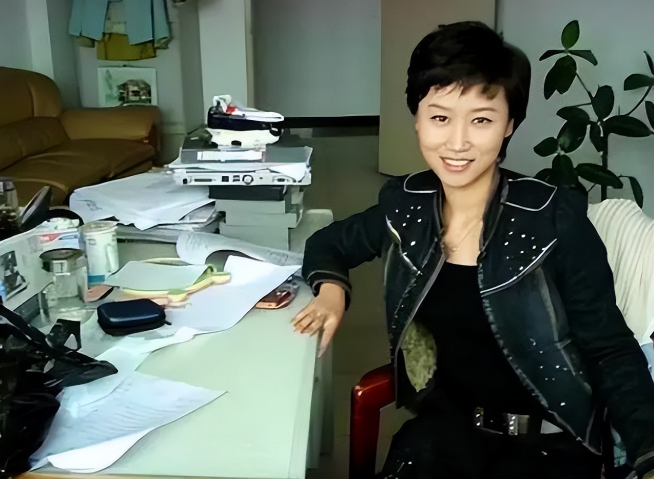 The last 3 days of the famous hostess: birthday on the 15th, license on ...