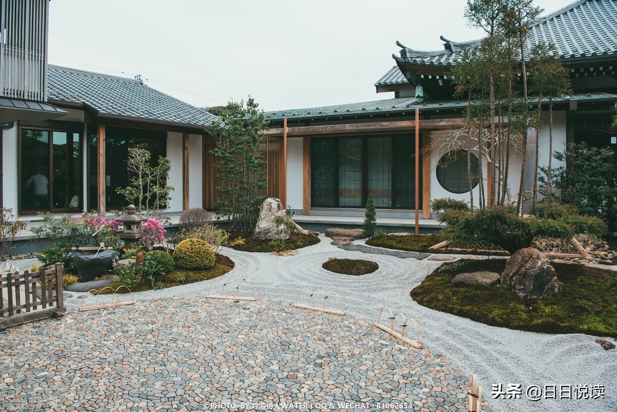 Why is the main hall of the monastery called the "Daxiong Hall"? - iNEWS
