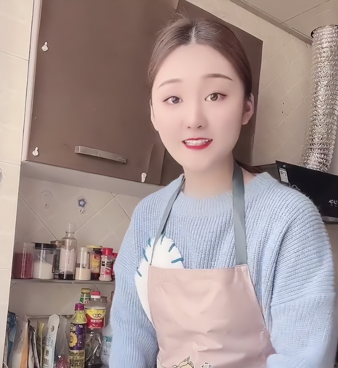 Chen Yanan's debut after his comeback revealed that he often cried ...