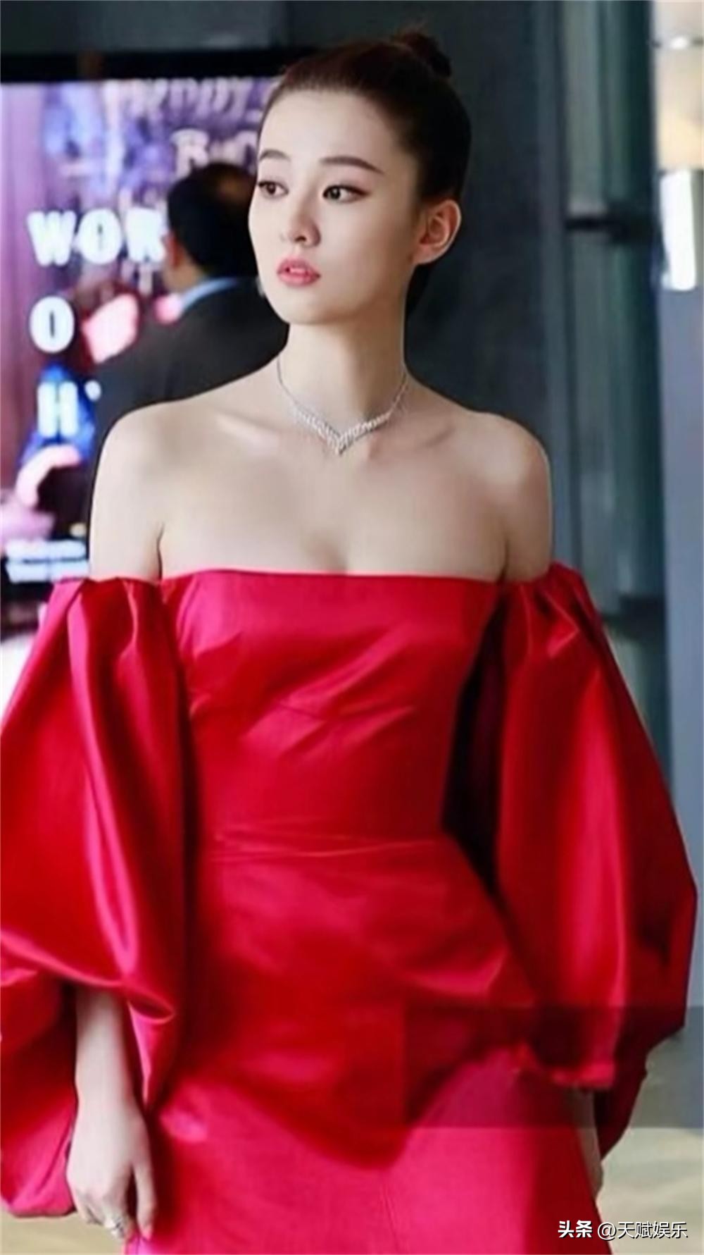 Actor Qiao Xin photo album "Sixteen" - iMedia