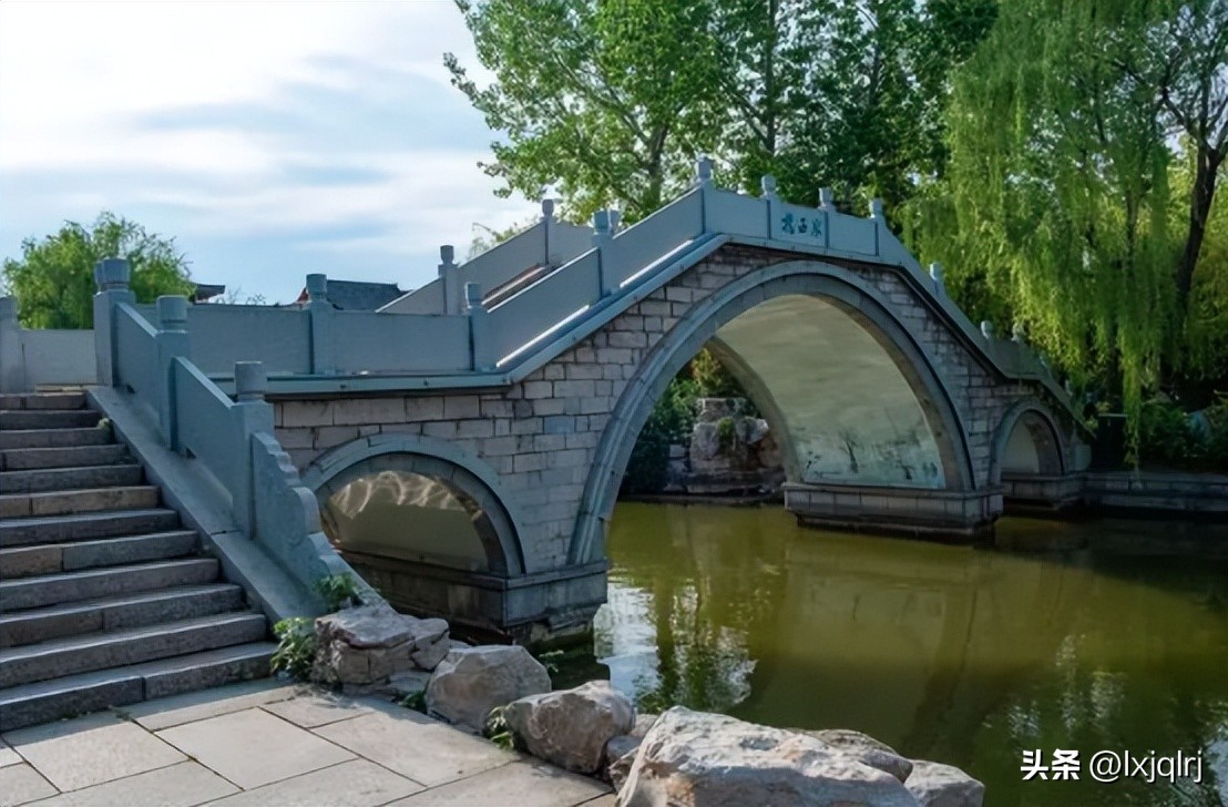 Explore the charm of Daming Lake - iNEWS