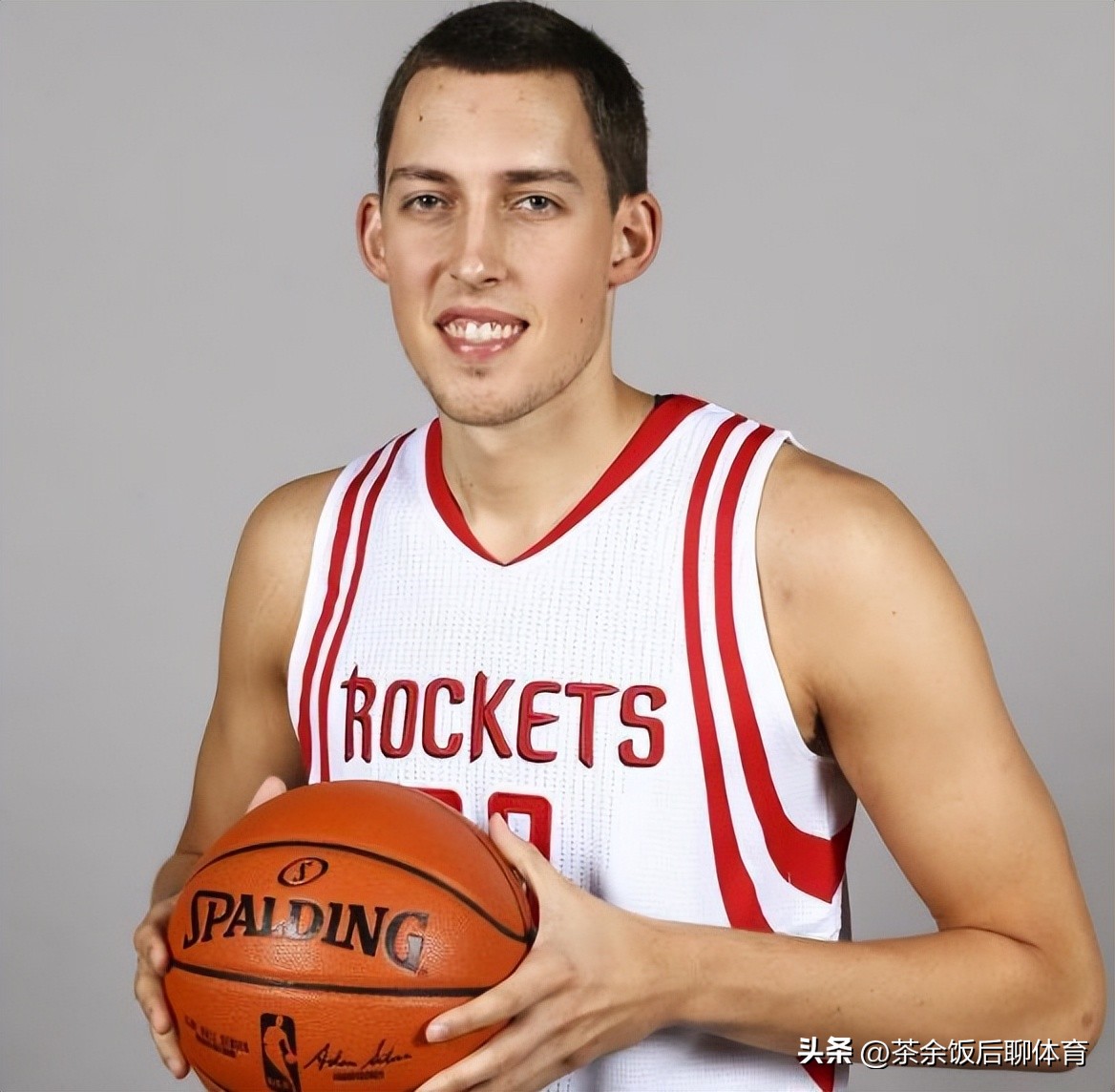 congratulations!In 8 hours, the trade of 6 teams and 7 players was ...