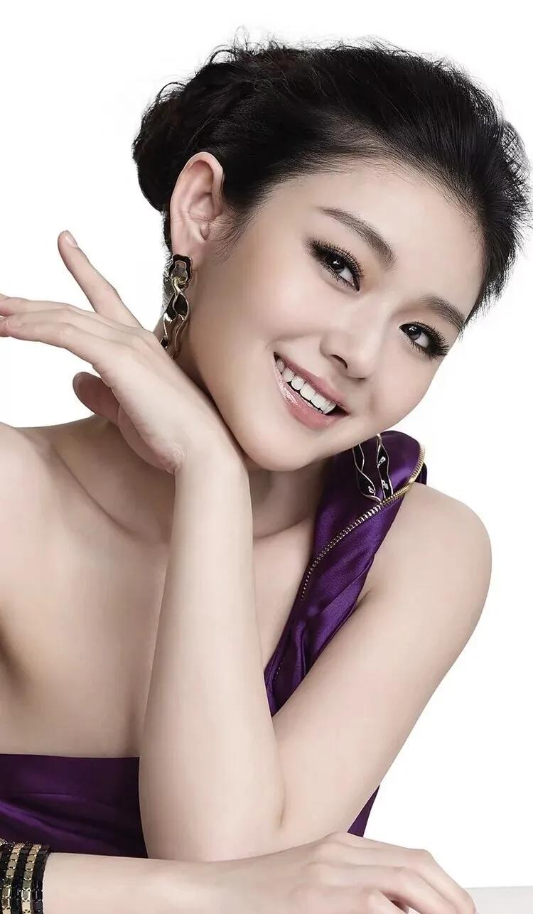 Xu Xiyuan's charming photo (1) - iNEWS