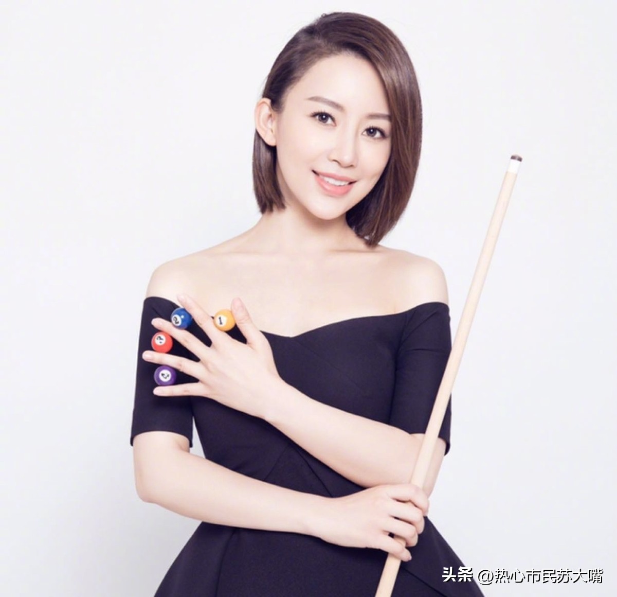 Pan Xiaoting: A 41-year-old stunning lone ranger, a legend that no one dares to chase. - iNEWS