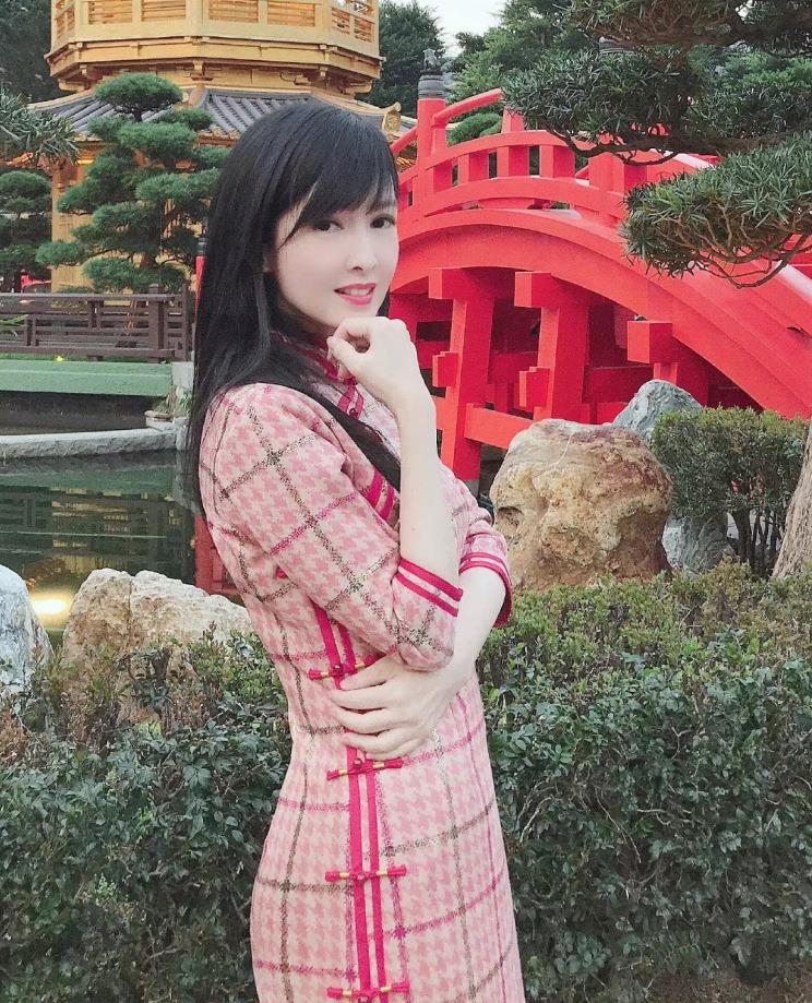 The 54-year-old Zhou Huimin is still in the same state. She is fair and ...