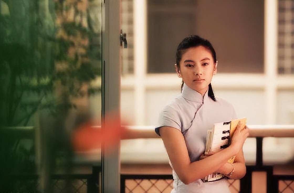 4 divorced female stars, who is your favorite?The 3rd place is almost ...