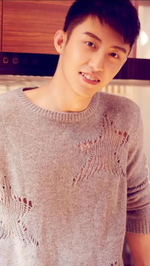 Huang Jingyu - iMedia