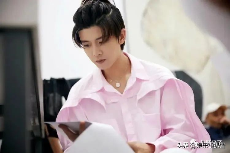 Li Xian's current girlfriend? Tan Songyun's "The Way Back" ratings? Wu ...